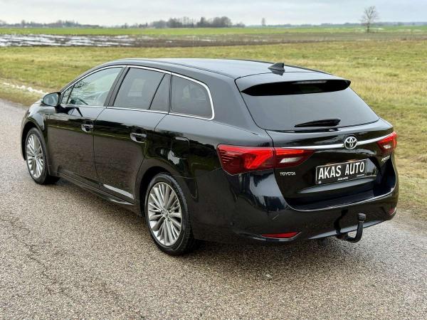 Black Toyota Avensis 2016 in Vilkaviskis, with an engine capacity of 2.00 L and mileage of 233 thousand km for 9000 €, photo 4 on AUTOMOTO.COM.LV