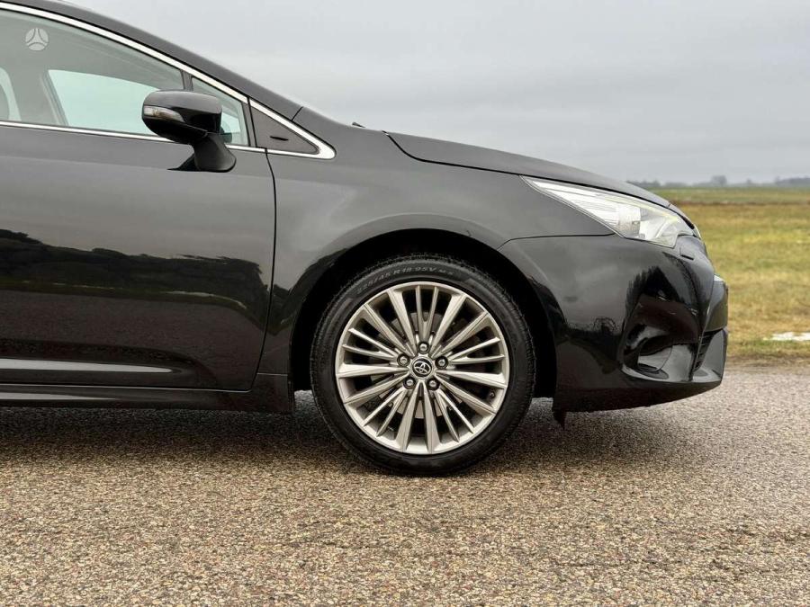 Melns Toyota Avensis 2016 Vilkaviškis, ar dzinēja tilpumu 2.00 L un nobraukumu 233 tūkst. km par 9000 €, foto 8 vietnē AUTOMOTO.COM.LV