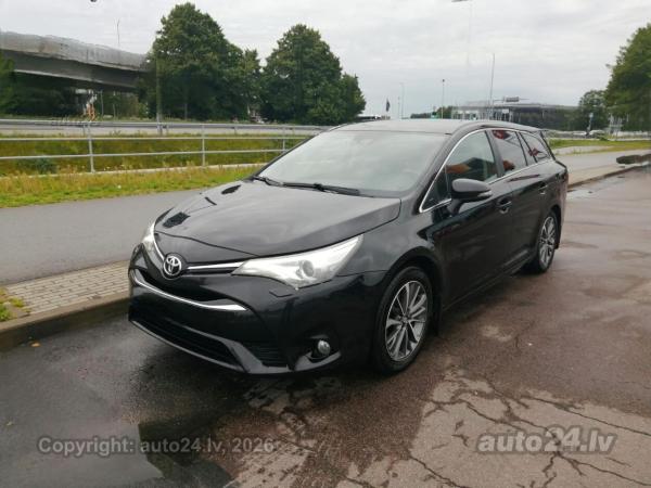 Black Toyota Avensis 2016 in Tallinn, with an engine capacity of 2.00 L and mileage of 200 thousand km for 12500 €, photo 9 on AUTOMOTO.COM.LV