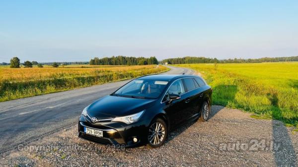 Black Toyota Avensis 2016 in Kohtla-Jarve, with an engine capacity of 2.00 L and mileage of 300 thousand km for 9500 €, photo 1 on AUTOMOTO.COM.LV