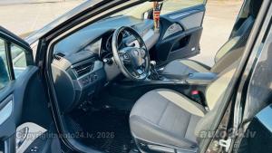 Черный Тойота Авенсис 2016 в Кохтла-Ярве, объемом двигателя 2.00 л и пробегом 300 тыс. км за 9500 €, фото 9 на AUTOMOTO.COM.LV