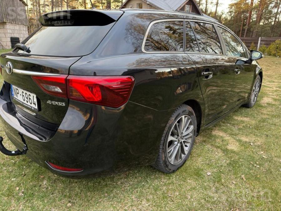 Melns Toyota Avensis 2016 Ogre, ar dzinēja tilpumu 2.00 L un nobraukumu 270 tūkst. km par 9500 €, foto 1 vietnē AUTOMOTO.COM.LV