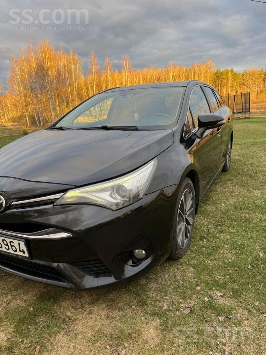 Melns Toyota Avensis 2016 Ogre, ar dzinēja tilpumu 2.00 L un nobraukumu 270 tūkst. km par 9500 €, foto 6 vietnē AUTOMOTO.COM.LV