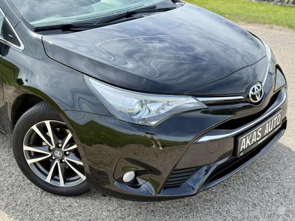 Black Toyota Avensis 2016 in Vilkaviskis, with an engine capacity of 1.80 L and mileage of 277 thousand km for 8900 €, photo 8 on AUTOMOTO.COM.LV