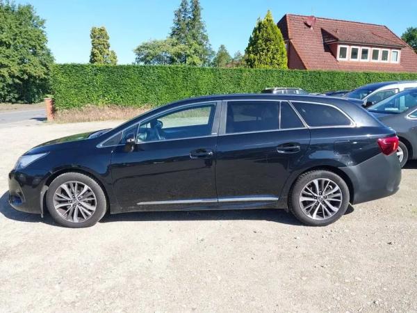 Melns Toyota Avensis 2016 Limbaži, ar dzinēja tilpumu 2.00 L un nobraukumu 316 tūkst. km par 8550 €, foto 4 vietnē AUTOMOTO.COM.LV
