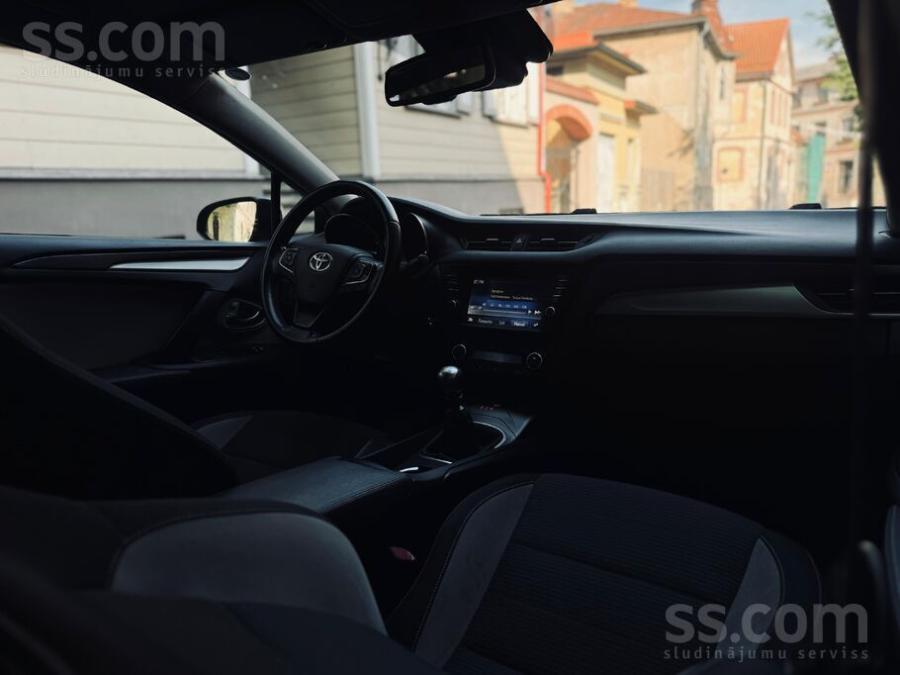 Черный Тойота Авенсис 2016 в Цесис, объемом двигателя 2.00 л и пробегом 0 тыс. км за 8990 €, фото 14 на AUTOMOTO.COM.LV