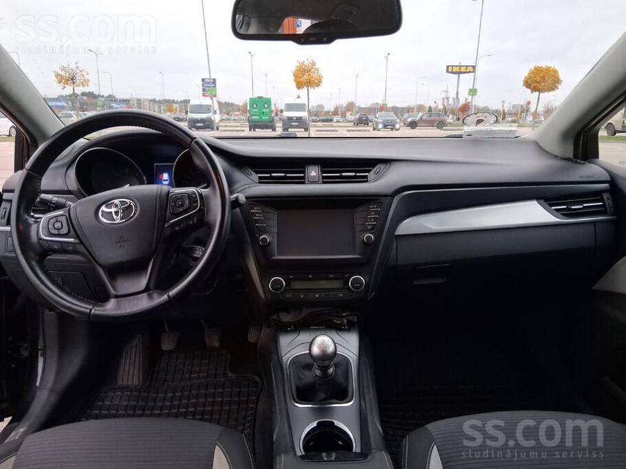 Черный Тойота Авенсис 2016 в Рига, объемом двигателя 2.00 л и пробегом 198 тыс. км за 9500 €, фото 9 на AUTOMOTO.COM.LV