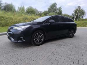 Black Toyota Avensis 2016 in Vilnius, with an engine capacity of 1.60 L and mileage of 245 thousand km for 7900 €, photo 4 on AUTOMOTO.COM.LV