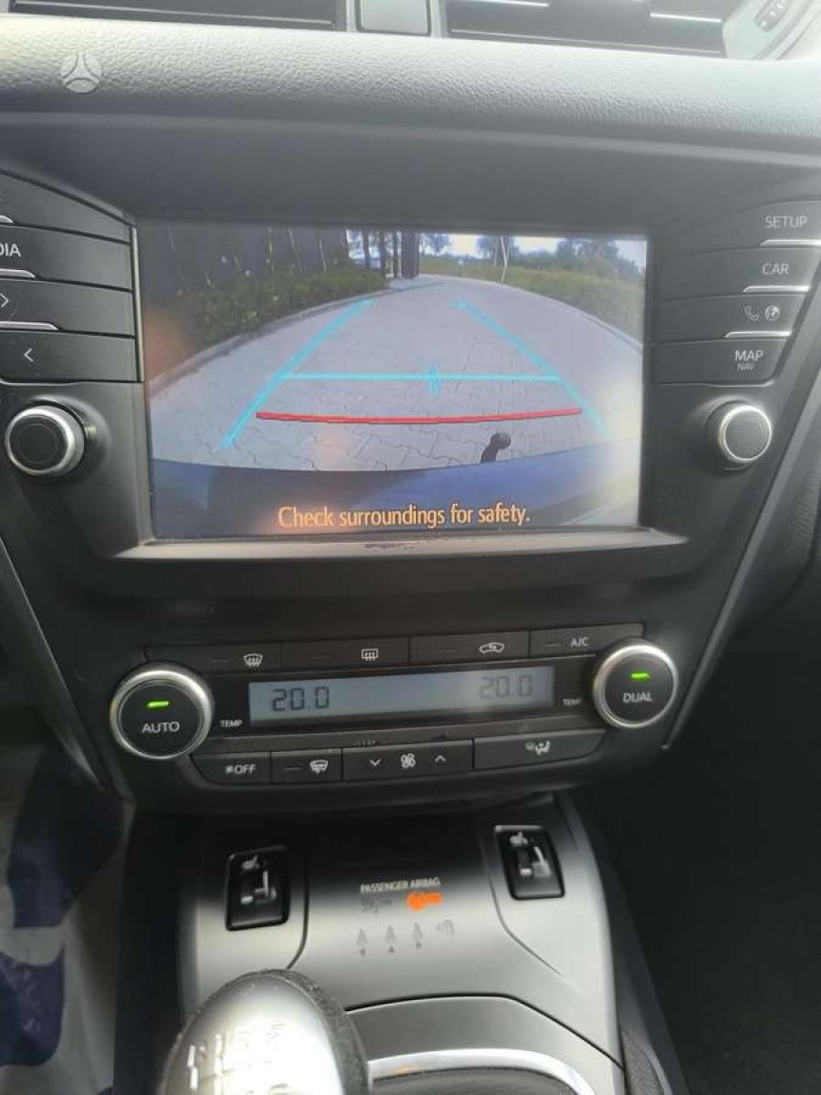 Black Toyota Avensis 2016 in Vilnius, with an engine capacity of 1.60 L and mileage of 245 thousand km for 7900 €, photo 21 on AUTOMOTO.COM.LV