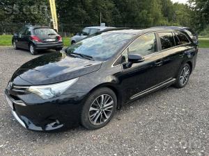 Черный Тойота Авенсис 2016 в Лимбажи, объемом двигателя 2.00 л и пробегом 316 тыс. км за 8550 €, фото  на AUTOMOTO.COM.LV