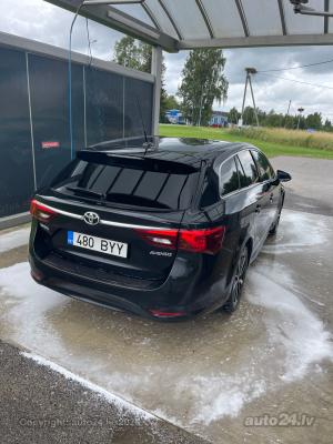 Черный Тойота Авенсис 2016 в Таллин, объемом двигателя 1.60 л и пробегом 140 тыс. км за 9500 €, фото 3 на AUTOMOTO.COM.LV
