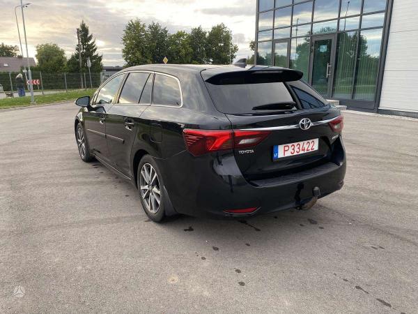 Melns Toyota Avensis 2016 Kretinga, ar dzinēja tilpumu 2.00 L un nobraukumu 298 tūkst. km par 6500 €, foto 5 vietnē AUTOMOTO.COM.LV