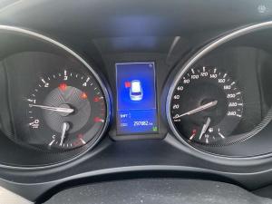 Black Toyota Avensis 2016 in Kretinga, with an engine capacity of 2.00 L and mileage of 298 thousand km for 6500 €, photo 13 on AUTOMOTO.COM.LV
