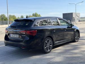 Melns Toyota Avensis 2016 Viļņa, ar dzinēja tilpumu 2.00 L un nobraukumu 691 tūkst. km par 3300 €, foto 5 vietnē AUTOMOTO.COM.LV