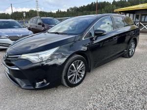 Melns Toyota Avensis 2016 Viļņa, ar dzinēja tilpumu 2.00 L un nobraukumu 208 tūkst. km par 8700 €, foto  vietnē AUTOMOTO.COM.LV
