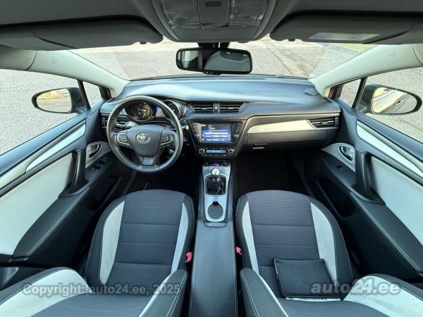 Melns Toyota Avensis 2017 Tartu, ar dzinēja tilpumu 2.00 L un nobraukumu 243 tūkst. km par 10299 €, foto 11 vietnē AUTOMOTO.COM.LV