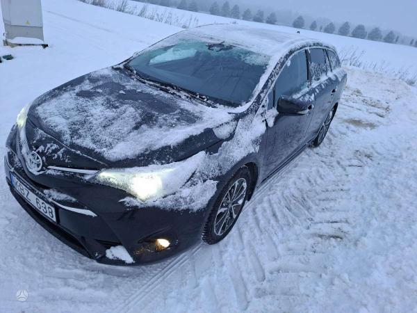Melns Toyota Avensis 2017 Kauņa, ar dzinēja tilpumu 1.80 L un nobraukumu 190 tūkst. km par 11000 €, foto 5 vietnē AUTOMOTO.COM.LV