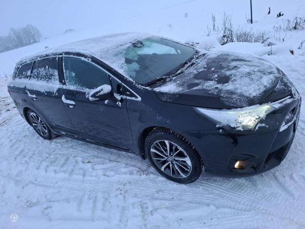 Melns Toyota Avensis 2017 Kauņa, ar dzinēja tilpumu 1.80 L un nobraukumu 190 tūkst. km par 11000 €, foto 6 vietnē AUTOMOTO.COM.LV