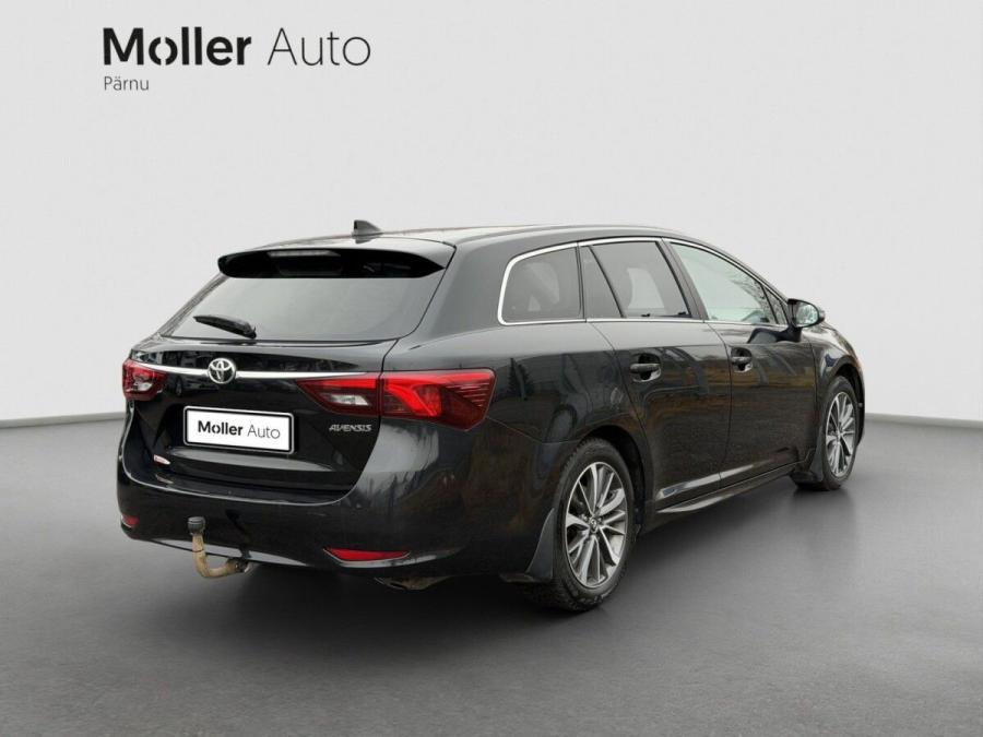 Melns Toyota Avensis 2017 Pērnava, ar dzinēja tilpumu 1.80 L un nobraukumu 136 tūkst. km par 13900 €, foto 2 vietnē AUTOMOTO.COM.LV
