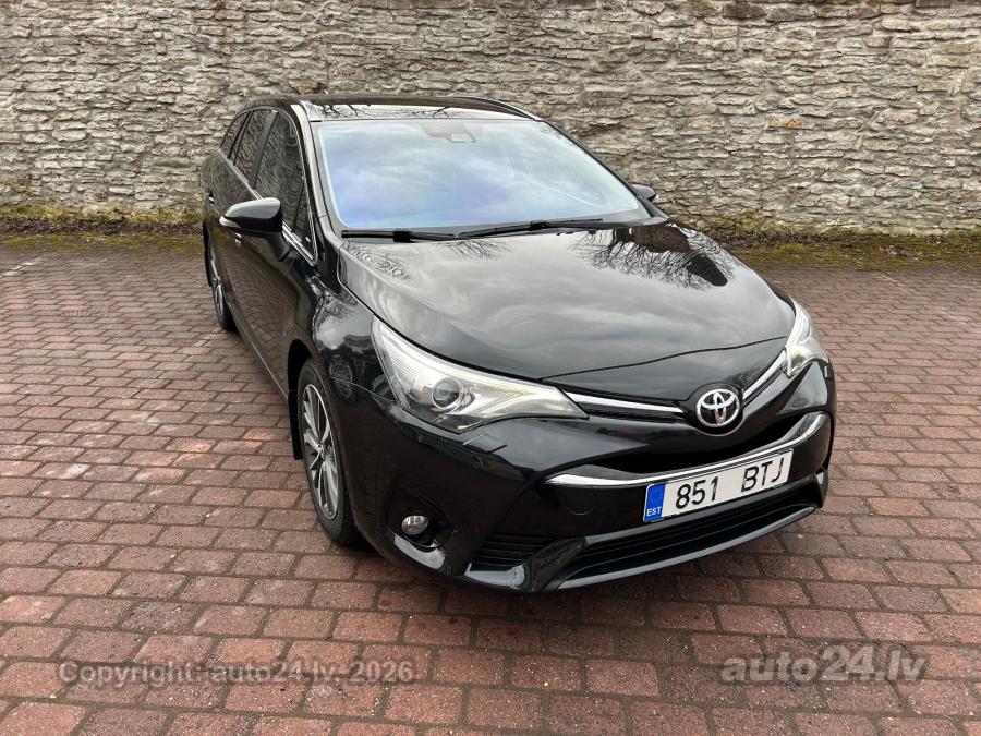 Black Toyota Avensis 2017 in Tallinn, with an engine capacity of 1.80 L and mileage of 132 thousand km for 12999 €, photo 6 on AUTOMOTO.COM.LV