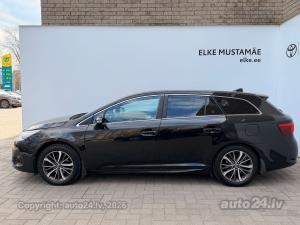 Melns Toyota Avensis 2017 Tallina, ar dzinēja tilpumu 1.80 L un nobraukumu 116 tūkst. km par 14495 €, foto 4 vietnē AUTOMOTO.COM.LV