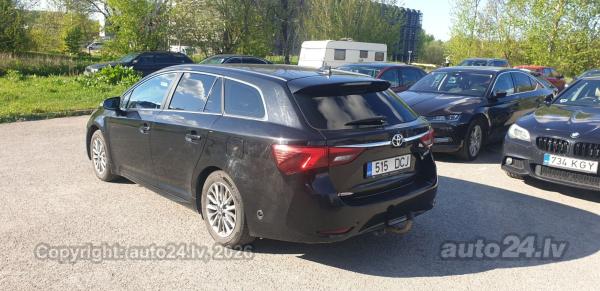 Melns Toyota Avensis 2017 Tallina, ar dzinēja tilpumu 1.80 L un nobraukumu 384 tūkst. km par 9499 €, foto 4 vietnē AUTOMOTO.COM.LV