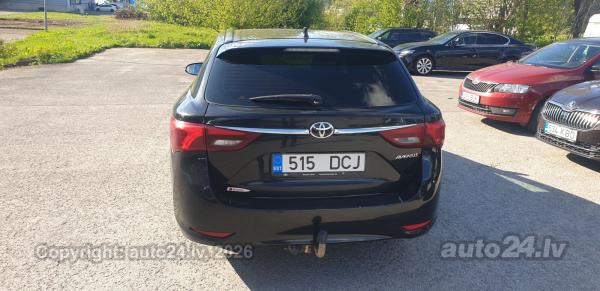 Melns Toyota Avensis 2017 Tallina, ar dzinēja tilpumu 1.80 L un nobraukumu 384 tūkst. km par 9499 €, foto 5 vietnē AUTOMOTO.COM.LV