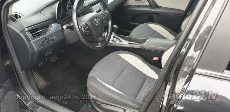 Черный Тойота Авенсис 2017 в Таллин, объемом двигателя 1.80 л и пробегом 384 тыс. км за 9499 €, фото 9 на AUTOMOTO.COM.LV