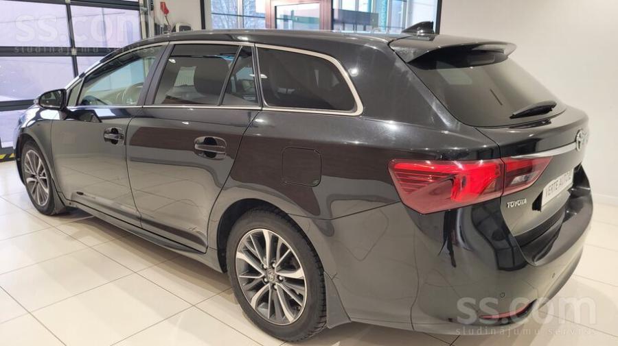 Melns Toyota Avensis 2017 Rīga, ar dzinēja tilpumu 2.00 L un nobraukumu 196 tūkst. km par 8790 €, foto 5 vietnē AUTOMOTO.COM.LV