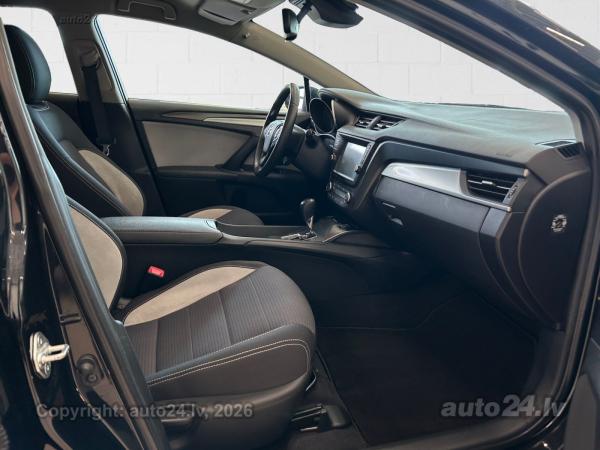 Черный Тойота Авенсис 2017 в Пярну, объемом двигателя 1.80 л и пробегом 151 тыс. км за 14500 €, фото 6 на AUTOMOTO.COM.LV