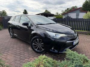 Black Toyota Avensis 2017 in Kaunas, with an engine capacity of 1.80 L and mileage of 187 thousand km for 11400 €, photo  on AUTOMOTO.COM.LV