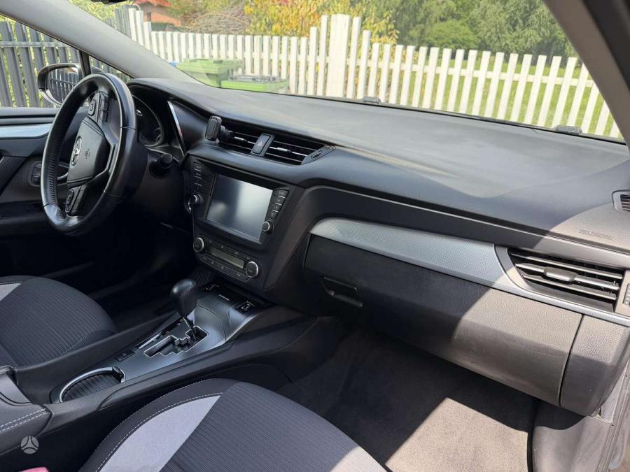 Черный Тойота Авенсис 2017 в Каунас, объемом двигателя 1.80 л и пробегом 187 тыс. км за 11400 €, фото 27 на AUTOMOTO.COM.LV