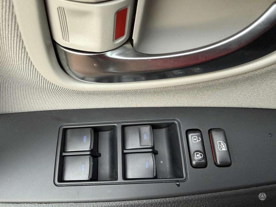 Черный Тойота Авенсис 2017 в Каунас, объемом двигателя 1.80 л и пробегом 187 тыс. км за 11400 €, фото 49 на AUTOMOTO.COM.LV