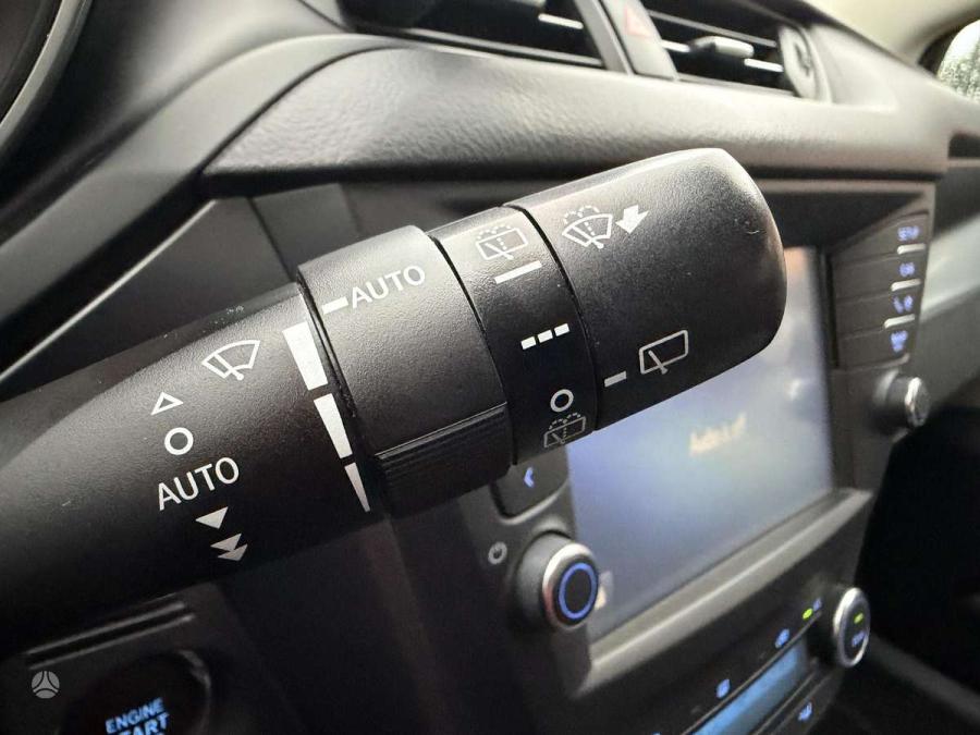 Черный Тойота Авенсис 2017 в Каунас, объемом двигателя 1.80 л и пробегом 187 тыс. км за 11400 €, фото 53 на AUTOMOTO.COM.LV