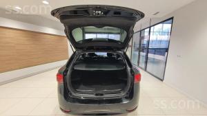 Melns Toyota Avensis 2017 Rīga, ar dzinēja tilpumu 2.00 L un nobraukumu 196 tūkst. km par 8590 €, foto 18 vietnē AUTOMOTO.COM.LV