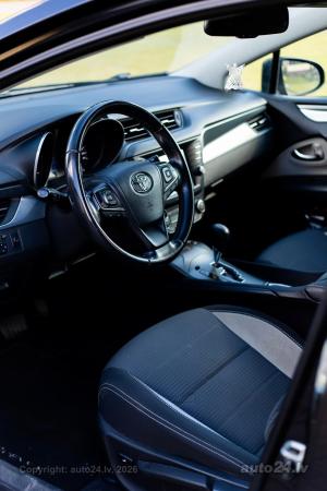 Black Toyota Avensis 2017 in Tallinn, with an engine capacity of 1.80 L and mileage of 178 thousand km for 13000 €, photo 5 on AUTOMOTO.COM.LV