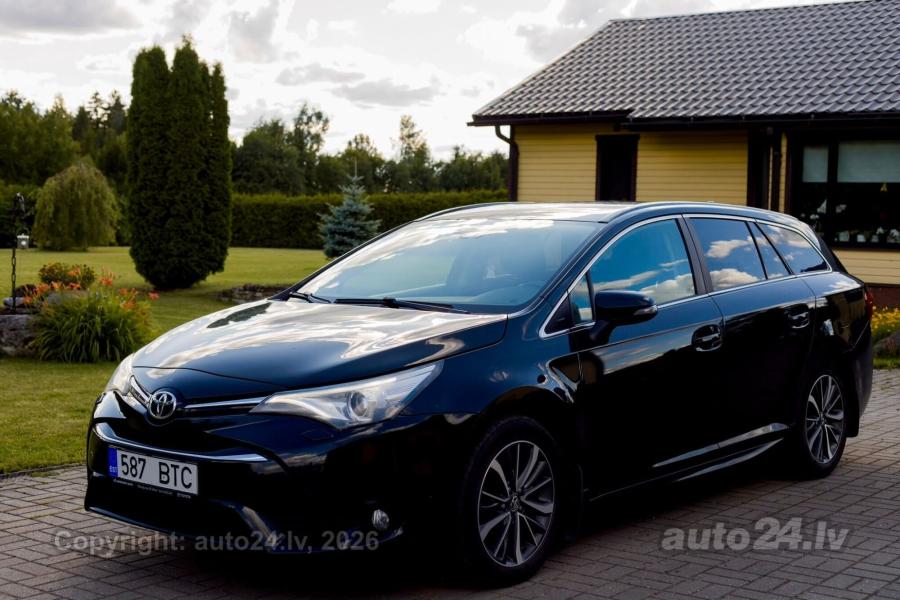 Black Toyota Avensis 2017 in Tallinn, with an engine capacity of 1.80 L and mileage of 178 thousand km for 13000 €, photo 10 on AUTOMOTO.COM.LV