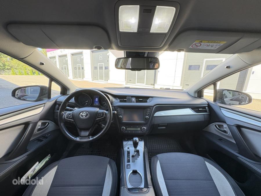 Черный Тойота Авенсис 2017 в Таллин, объемом двигателя 1.80 л и пробегом 165 тыс. км за 12900 €, фото 6 на AUTOMOTO.COM.LV