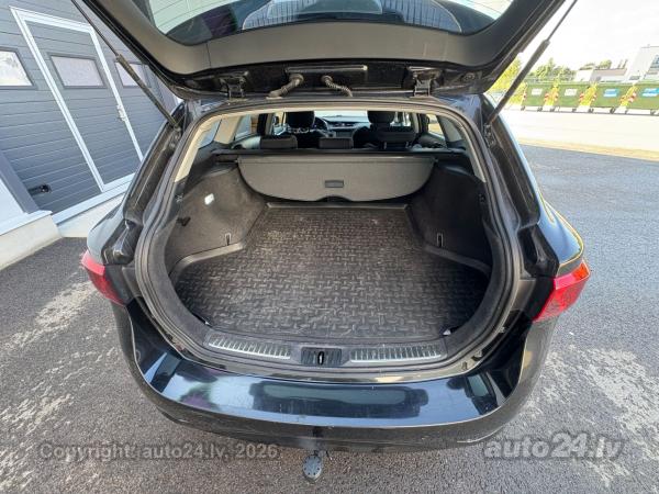 Melns Toyota Avensis 2017 Tallina, ar dzinēja tilpumu 1.80 L un nobraukumu 169 tūkst. km par 12900 €, foto 5 vietnē AUTOMOTO.COM.LV
