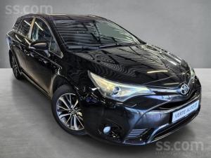Melns Toyota Avensis 2017 Rīga, ar dzinēja tilpumu 2.00 L un nobraukumu 196 tūkst. km par 8590 €, foto 4 vietnē AUTOMOTO.COM.LV