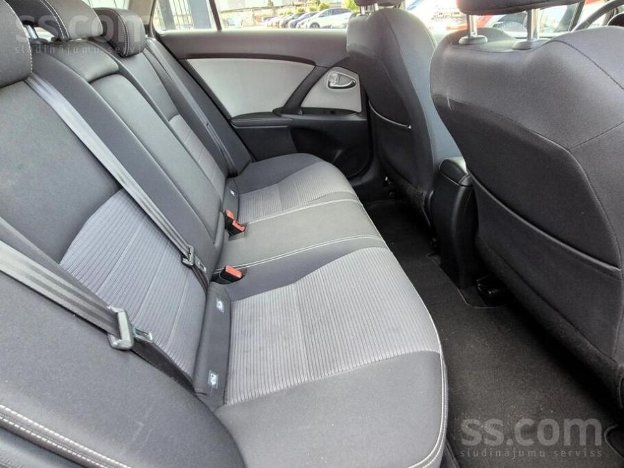 Melns Toyota Avensis 2017 Rīga, ar dzinēja tilpumu 2.00 L un nobraukumu 196 tūkst. km par 8590 €, foto 22 vietnē AUTOMOTO.COM.LV