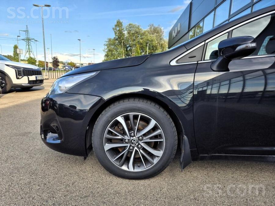 Melns Toyota Avensis 2017 Rīga, ar dzinēja tilpumu 2.00 L un nobraukumu 196 tūkst. km par 8590 €, foto 24 vietnē AUTOMOTO.COM.LV