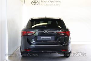Черный Тойота Авенсис 2018 в Таллин, объемом двигателя 1.80 л и пробегом 115 тыс. км за 14000 €, фото 5 на AUTOMOTO.COM.LV