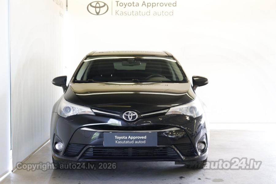 Черный Тойота Авенсис 2018 в Таллин, объемом двигателя 1.80 л и пробегом 115 тыс. км за 14000 €, фото 6 на AUTOMOTO.COM.LV