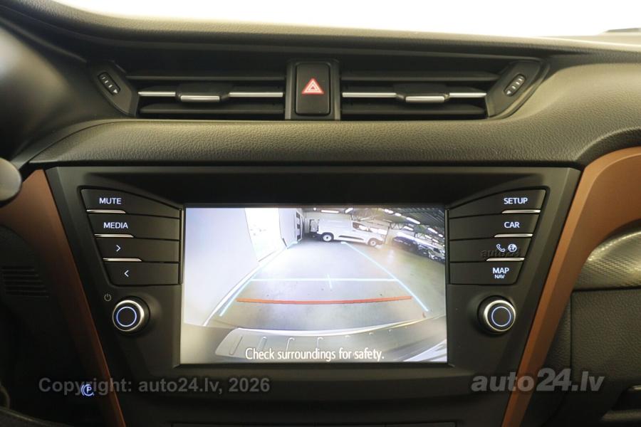 Черный Тойота Авенсис 2018 в Таллин, объемом двигателя 1.80 л и пробегом 115 тыс. км за 14000 €, фото 15 на AUTOMOTO.COM.LV