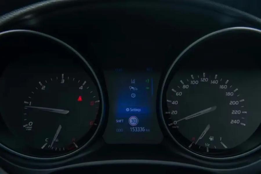 Черный Тойота Авенсис 2018 в Гробиня, объемом двигателя 2.00 л и пробегом 153 тыс. км за 10500 €, фото 26 на AUTOMOTO.COM.LV