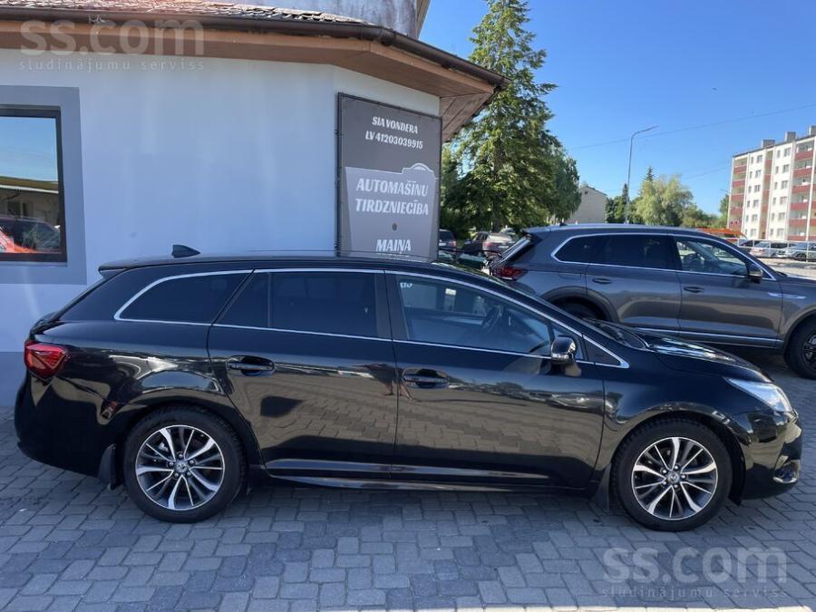 Черный Тойота Авенсис 2018 в Талси, объемом двигателя 1.80 л и пробегом 292 тыс. км за 8890 €, фото 3 на AUTOMOTO.COM.LV
