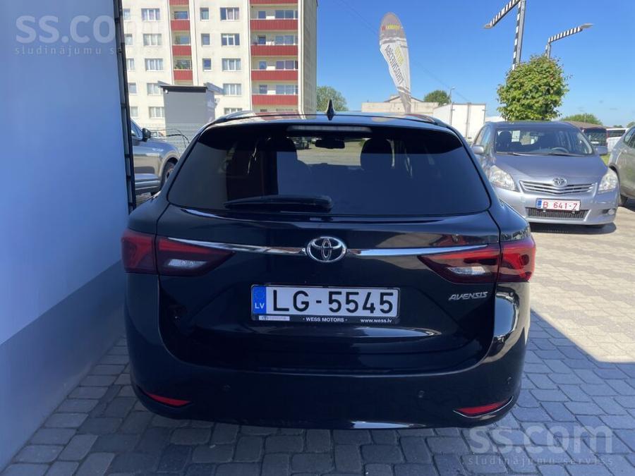Черный Тойота Авенсис 2018 в Талси, объемом двигателя 1.80 л и пробегом 292 тыс. км за 8890 €, фото 5 на AUTOMOTO.COM.LV