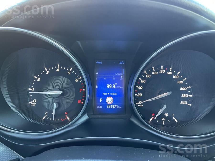 Черный Тойота Авенсис 2018 в Талси, объемом двигателя 1.80 л и пробегом 292 тыс. км за 8890 €, фото 16 на AUTOMOTO.COM.LV