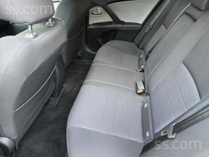 Black Toyota Avensis 2018 in Ogre, with an engine capacity of 2.00 L and mileage of 159 thousand km for 11500 €, photo 7 on AUTOMOTO.COM.LV